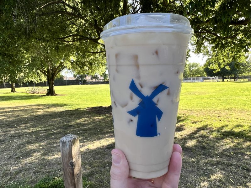 5 Best Dutch Bros Chai Drinks That Are Totally Delicious - What The Froth