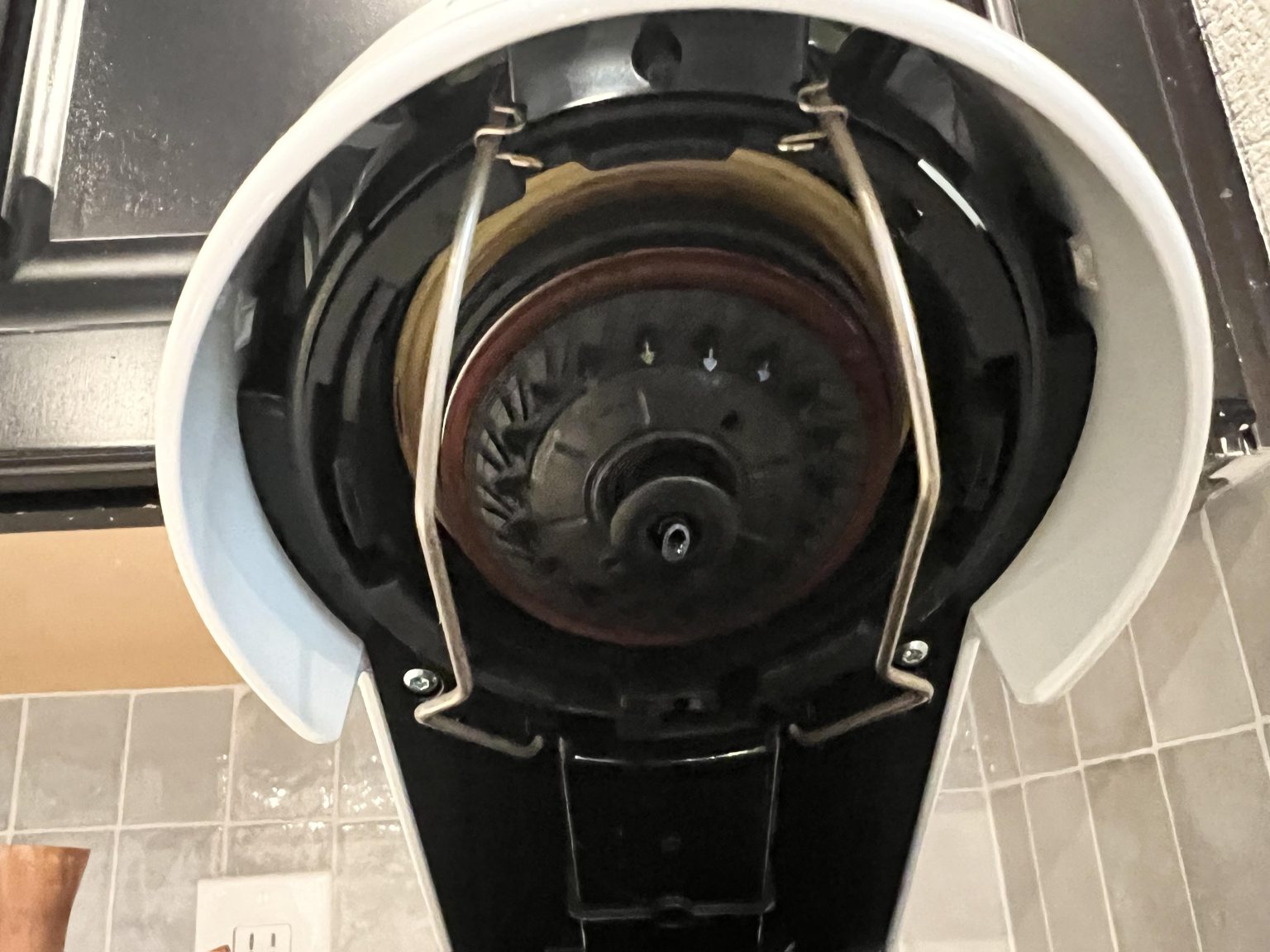 Nespresso Stuck? How To Fix a Clogged Nespresso Vertuo Machine - What ...