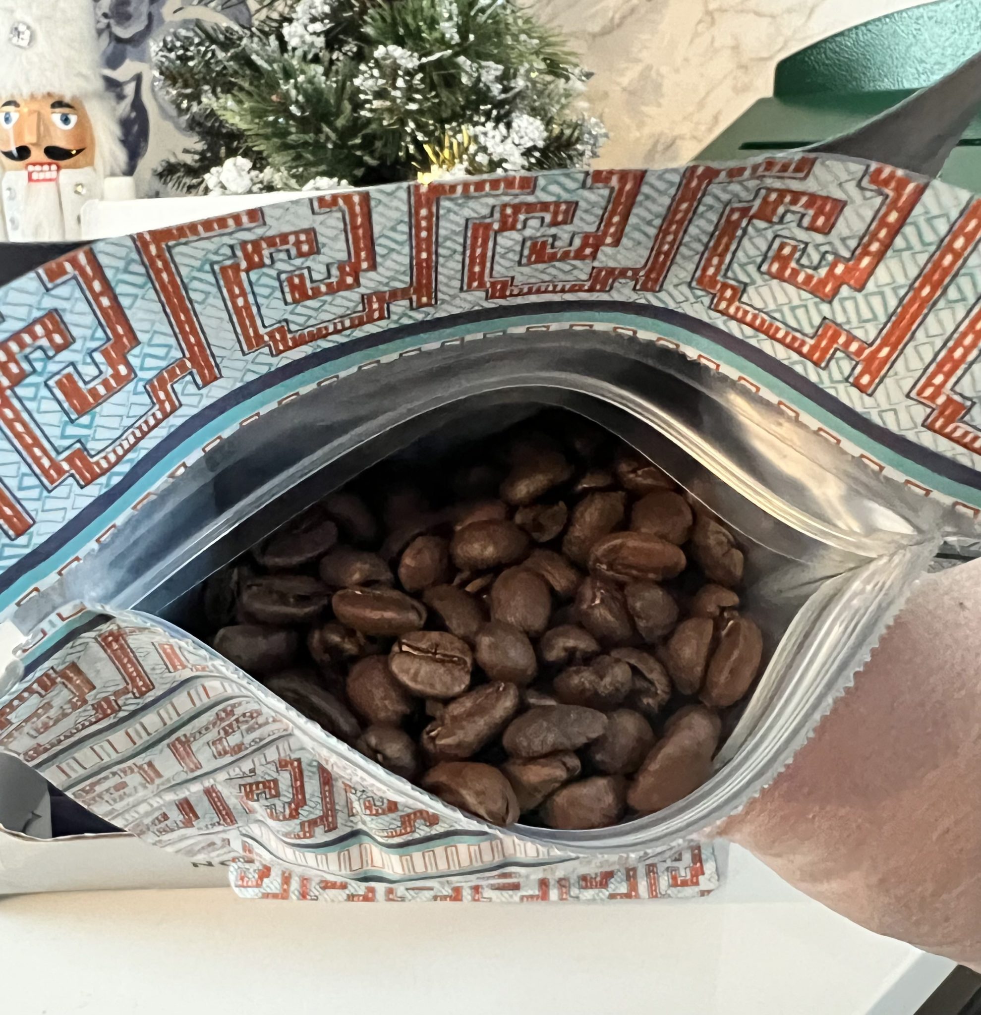 Review: Atlas Coffee Club Subscription & Get $10 OFF! - What The Froth